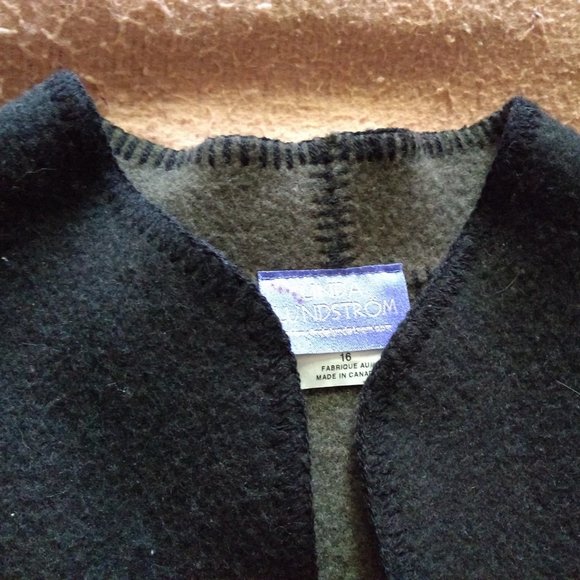 Linda Lundstrom | Jackets & Coats | Pure New Wool Linda Lundstrom ...